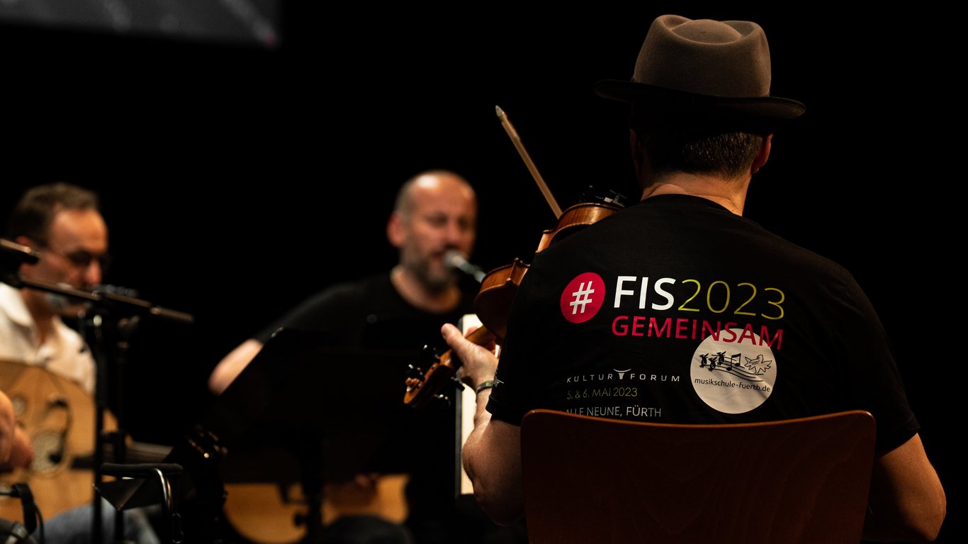 FIS 2023